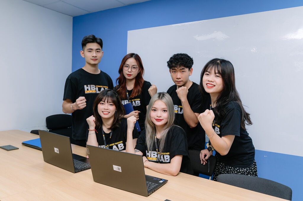 Reactive Programming in Java: Benefits, Challenges & Best Practices - HBLAB GROUP